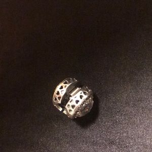 Pandora | Jewelry | Pandora Radiant Hearts Clip | Poshmark